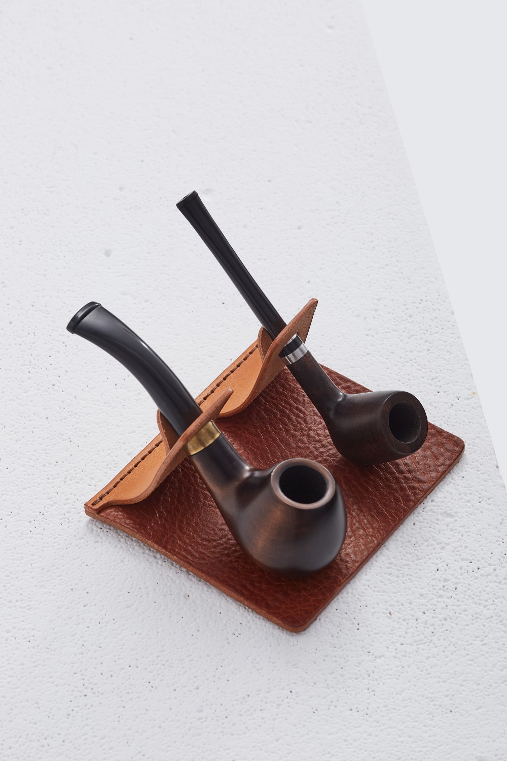 Balabanoff | Double Pipe Stand Brown